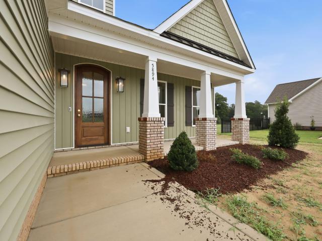 5894 Baylors Way