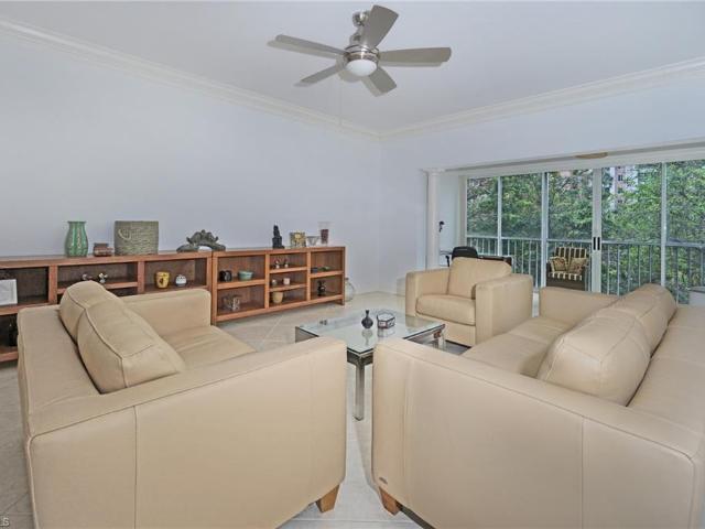 5895 Chanteclair Dr, Unit 118, Naples, FL 34108 | MLS #225080 | Compass