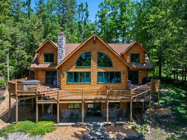 5895 Shore Orchid Dr, Gaylord, MI 49735