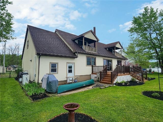 5896 W Lake Road