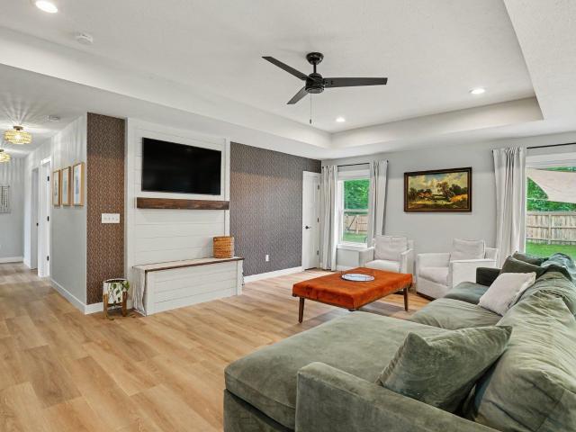 58972 Spring Creek Trail
