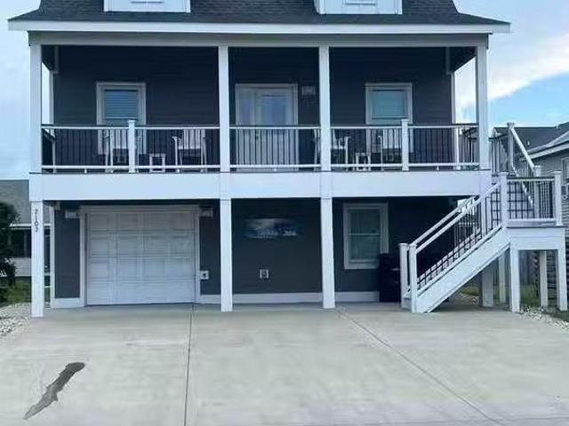 58980397 2102 New Bern St