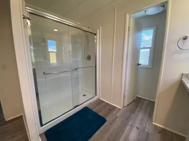 58986763 1330 Kingslane