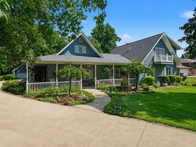 5898 Carol Ct, Demotte, IN 46310