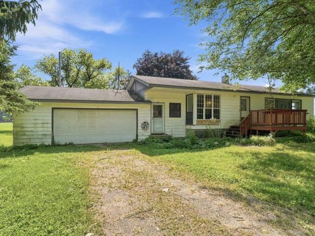 5898 th St, Lawrence, MI 49064