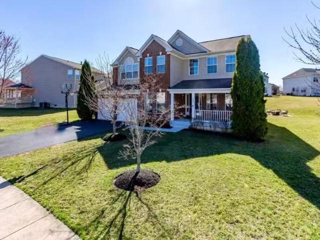 58900994 103 Max Ct Se