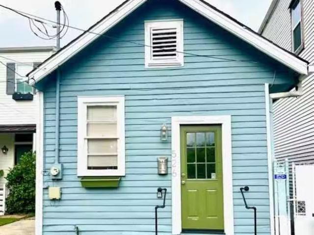 58902518 526 Jena St