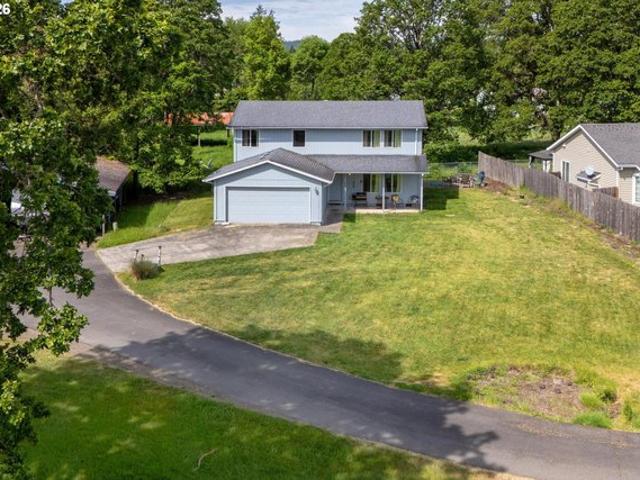 58905 Alexandra Ln, Saint Helens, OR 97051