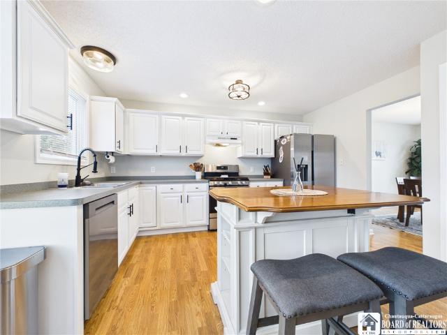 5890 Pinehurst Court