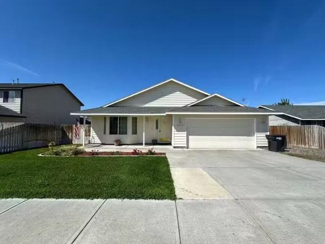 58913977 5012 Dundas Ln