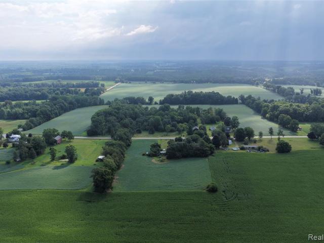 5891 N Allen Rd Allen Road