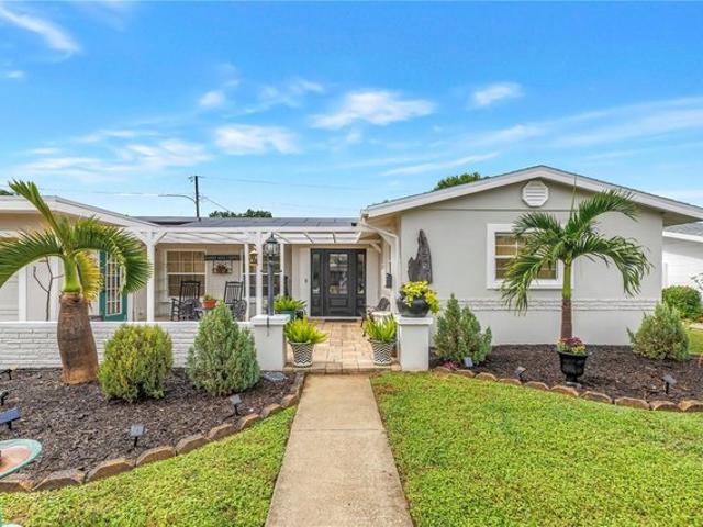 5891 33rd Ave N, Saint Petersburg, FL 33710