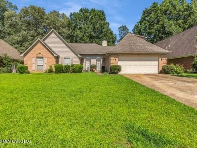5892 Michaelson Dr, Olive Branch, MS 38654