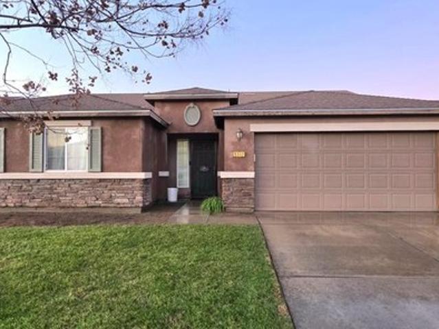 5892 W Garland Ave, Fresno, CA 93722