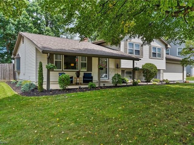 5892 Yorktown Ln, Austintown, OH 44515