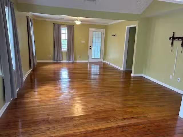 58933373 150 Acacia Avenue