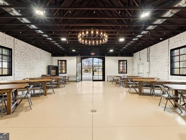 589 Cooper Rd, Loganville, GA 30052