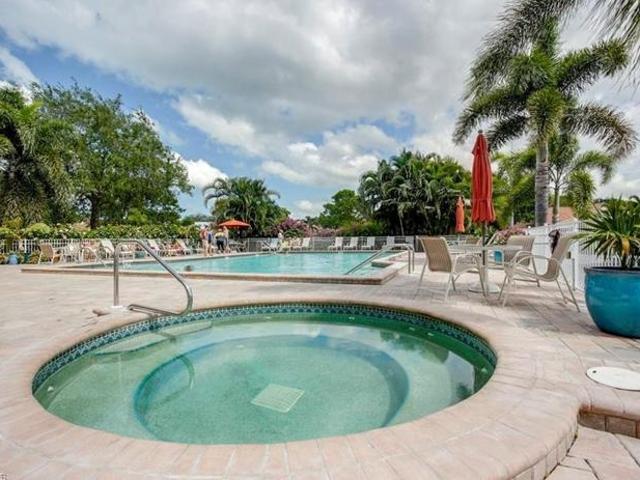 589 Beachwalk Cir #P 102, Naples, FL 34108