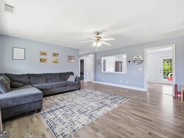 589 Hall Memorial Road NW
