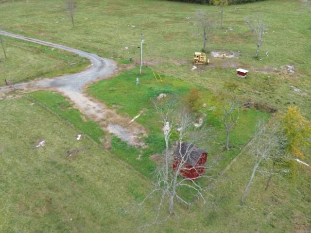 589 Hicks Hollow Rd