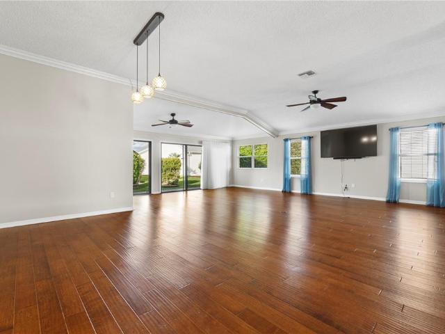 589 Sherwood St, The Villages, FL 32162 | MLS #OM722752