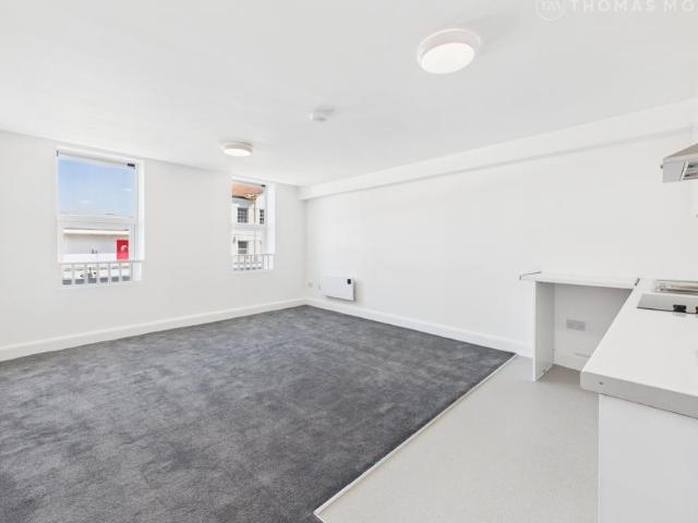 58 62 High Street, St Neots PE19 1 bed apartment to rent £1,000 pcm £231 pw
