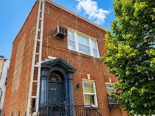 58 05 69th Ave, Ridgewood, NY 11385