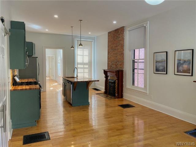 58 Tracy Street # 1