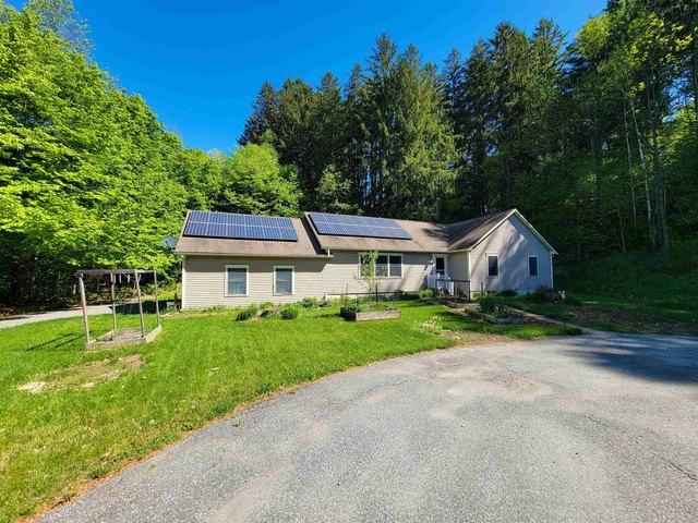 58 Tuckaway Ln, Northfield, VT 05663