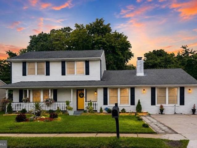 58 Upland Ct, Newark, DE 19713