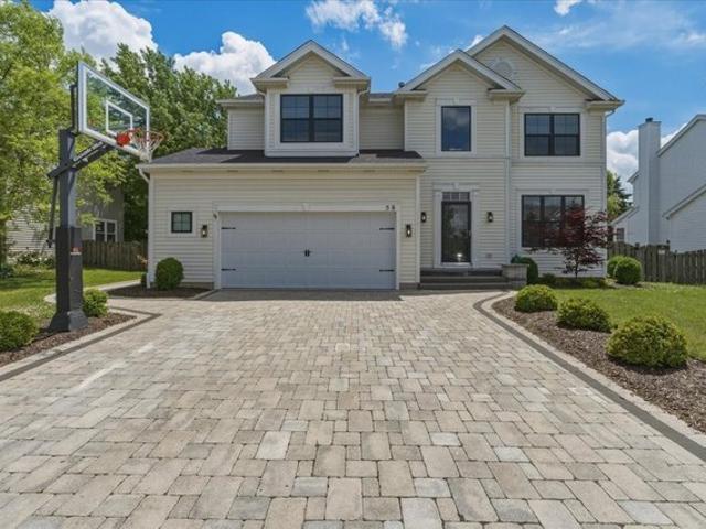 58 W Old Mill Trl, Antioch, IL 60002