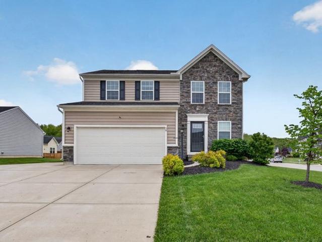 58 Waterford Blvd, Fairborn, OH 45324
