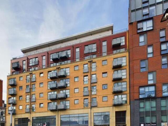 58 West Street, West Point, City Centre, 2 Bedroom Flat
