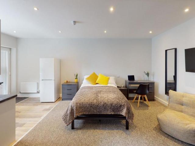 58 Whiteladies Road, Bristol BS8 1 bed house to rent £1,668 pcm £385 pw