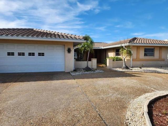 58 Windsor Dr, Englewood, FL 34223