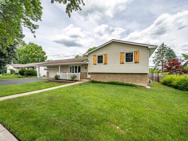 58 Woodview Lane