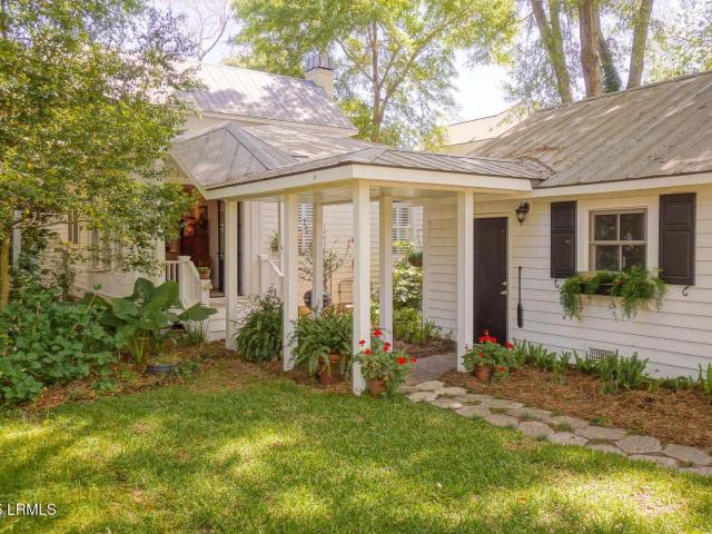 58 Wrights Point Cir, Beaufort, SC 29902 | MLS #191095 | Compass
