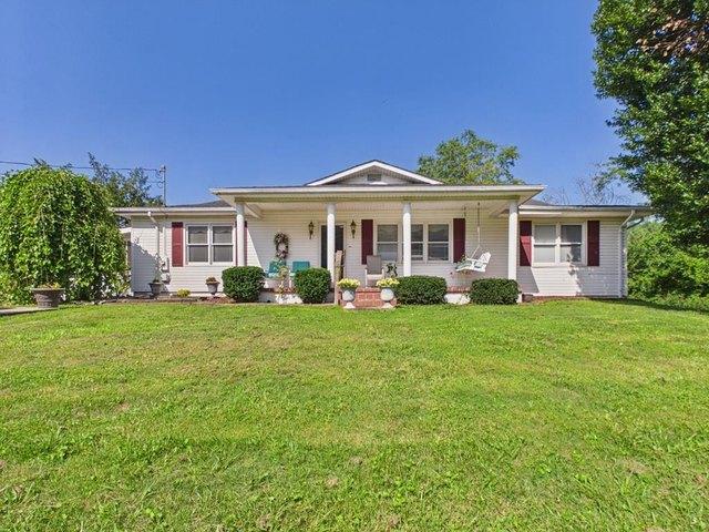 58 Blackcat Ln, Auxier, KY 41602