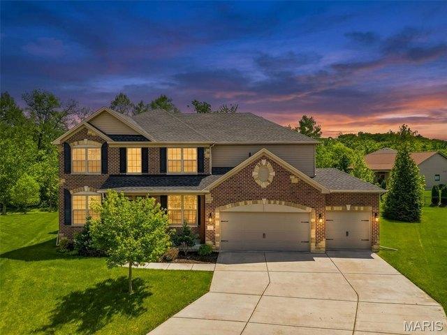 58 Blue Brook Ct, O'Fallon, MO 63366