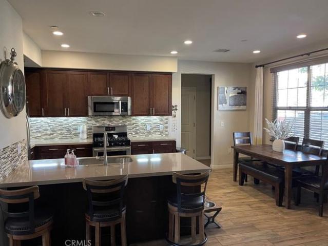58 Bronze Leaf, Irvine, CA 92620