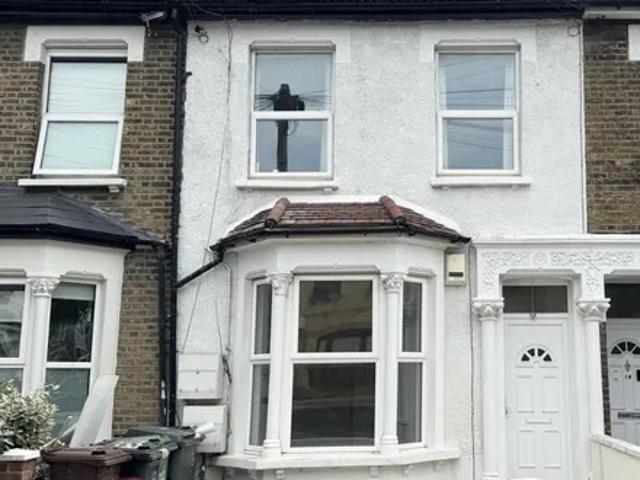 58 Buckland Road, London, E10 6QS, United Kingdom | 3 bed house for rent #124399634 | Rentberry