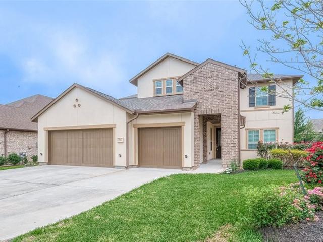 58 Canopy Green Dr, The Woodlands, TX 77375