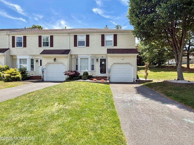 58 Carriage Ln, Englishtown, NJ 07726