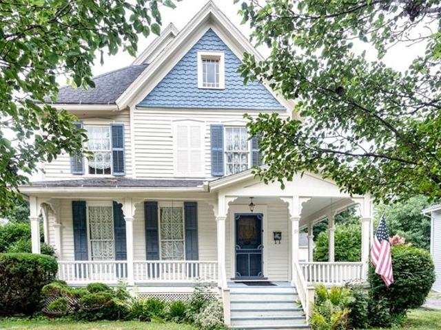 58 Center St, Geneseo, NY 14454