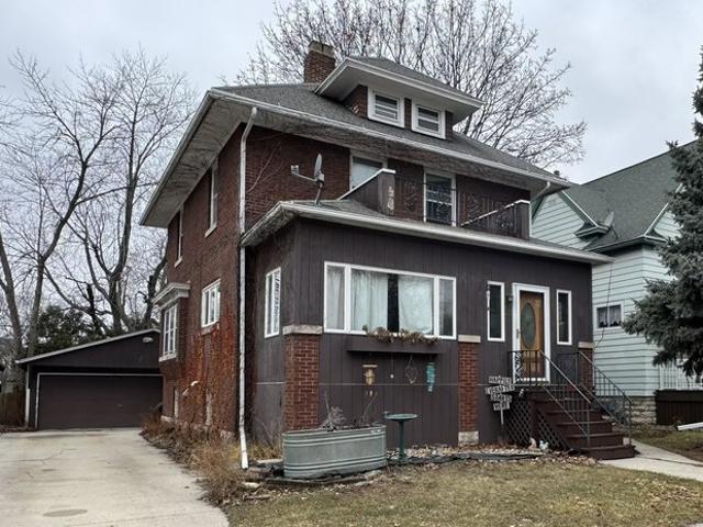 58 Champion Ave, Fond du Lac, WI 54935