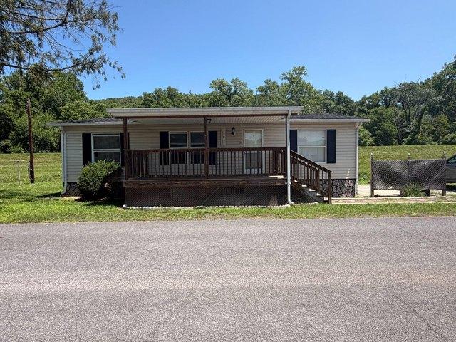 58 Creek St, Petersburg, WV 26847
