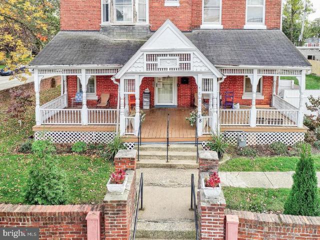 58 E Cottage Place