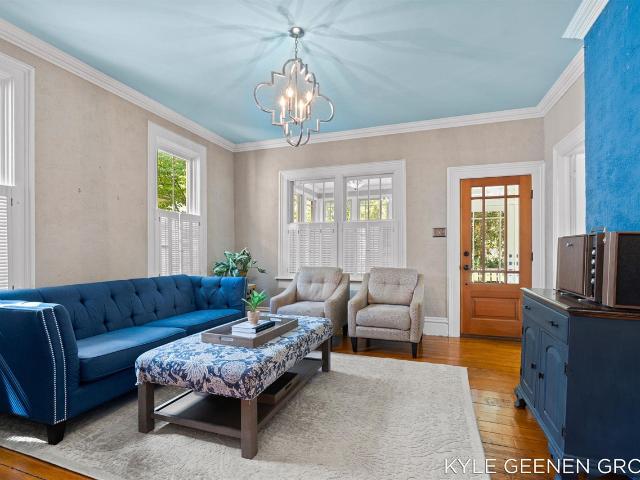 58 E 13th Street