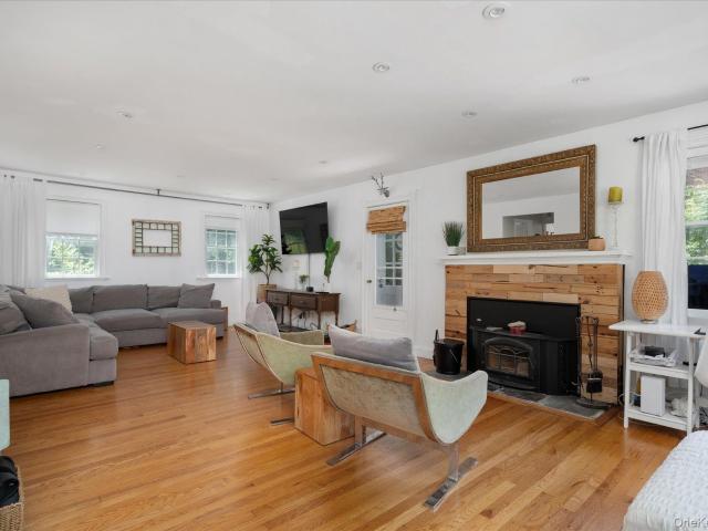 58 Elwood Road