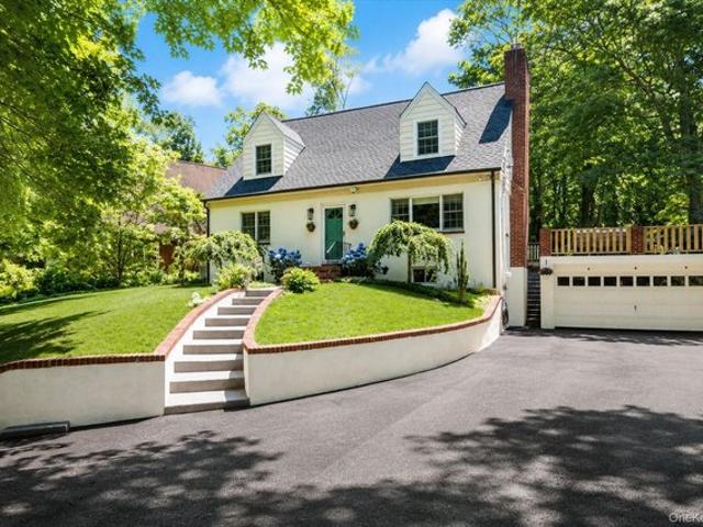 58 Elwood Rd, Northport, NY 11768